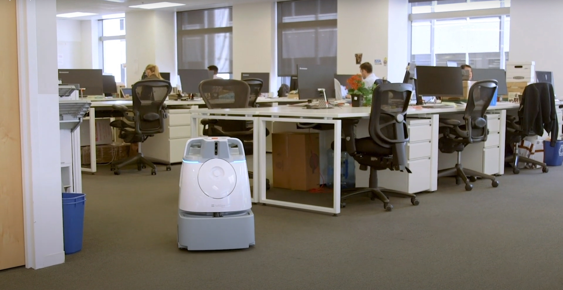 whiz i collaborative Vacuum Sweeper Robot - I.E. MITTWOCH & SONS